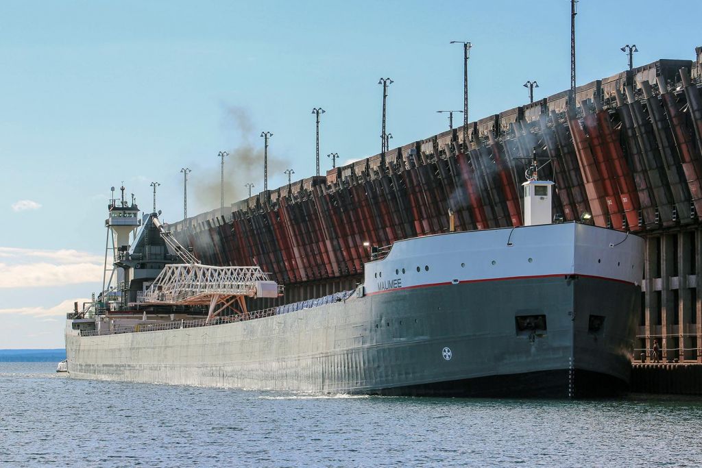 Barge Maumee and Tug Victory – Rand Logistics